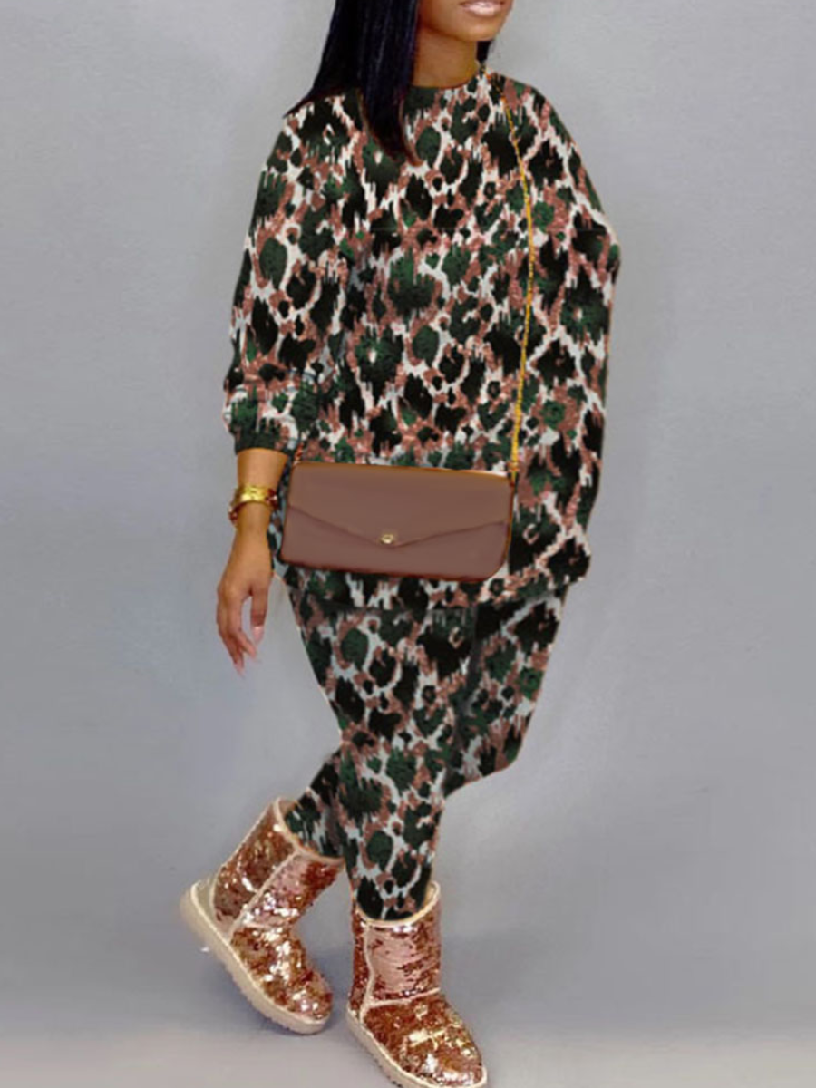 LW Plus Size Round Neck Animal Print Tracksuit Set Sale | LovelyWholesale
