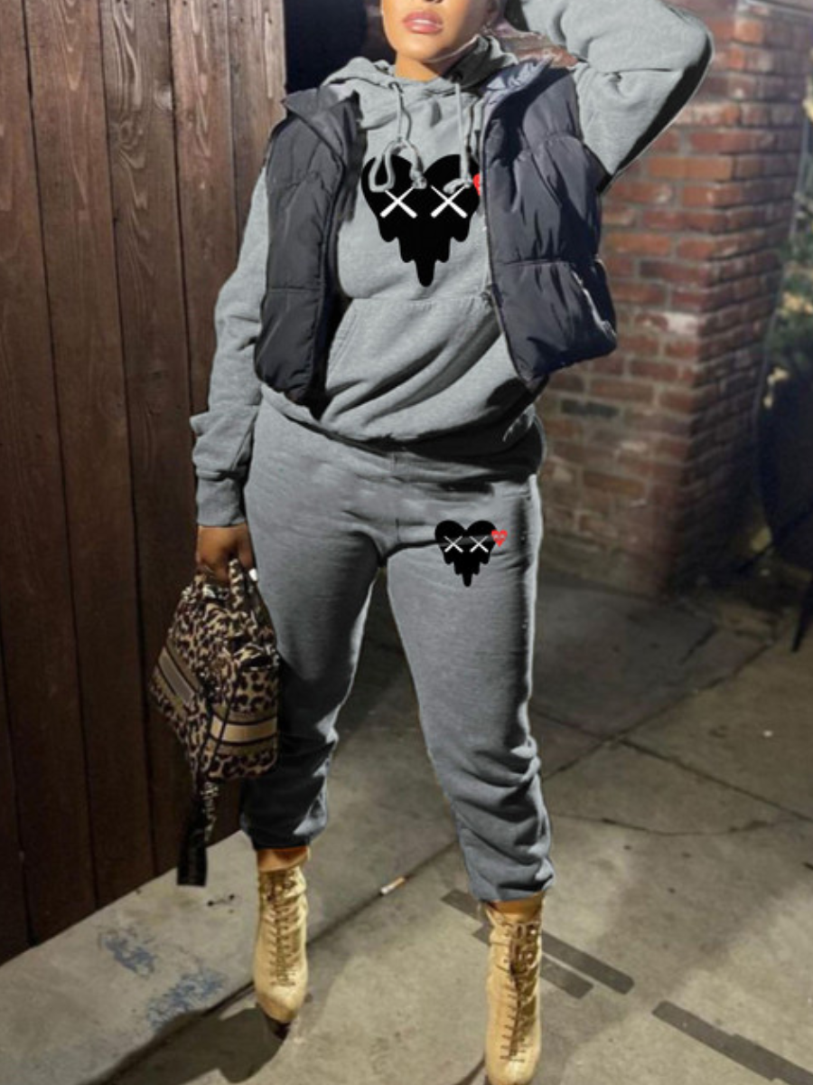 LW Heart Print Kangaroo Pocket Tracksuit Set Sale | LovelyWholesale